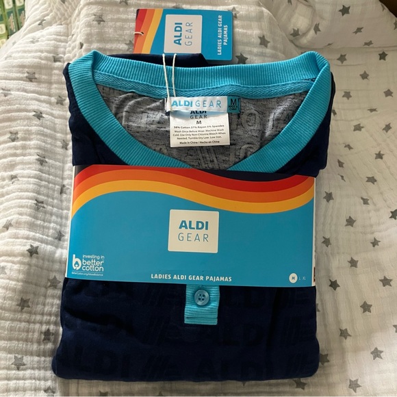 Aldi | Intimates & Sleepwear | Aldi Gear Ladies Pajamas Medium 223 ...